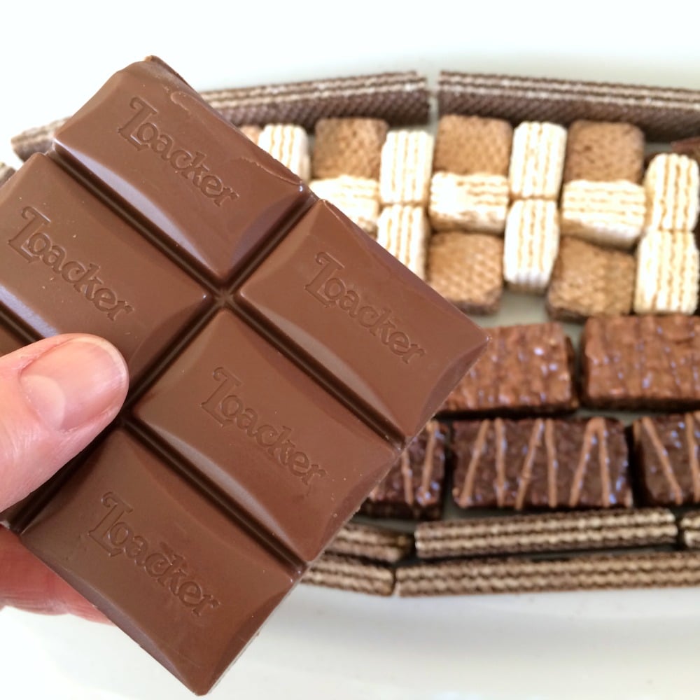 In addition to the wafer cookies, I used some of the Loacker chocolates ...